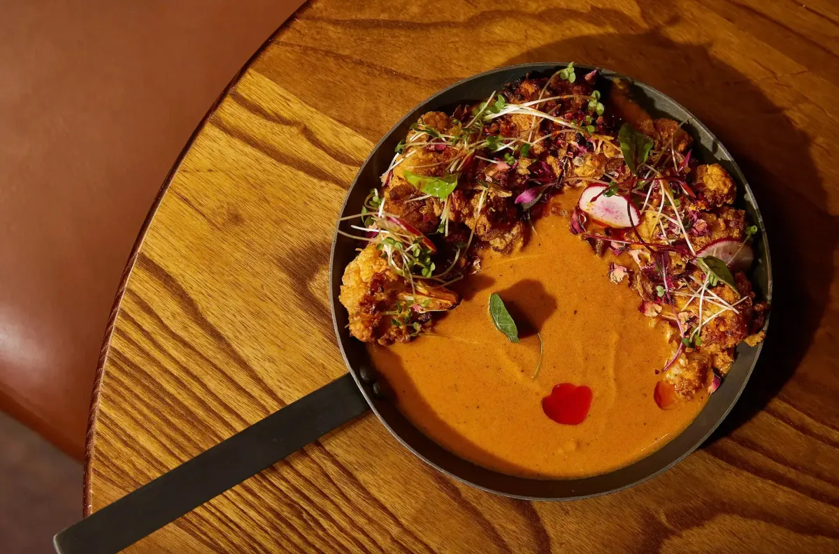 COLONEL SAAB, Trafalgar Square - 25% off food in January